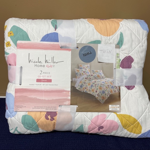 Nicole Miller | Bedding | Nicole Miller Home Kids Multicolor Floral 2 ...